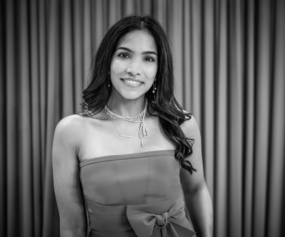 Spotlight Series 34 Andrea Ellis – Maria Pinto